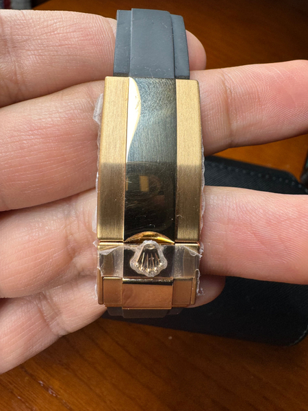 Rolex Yacht Master 40mm Rose Gold
