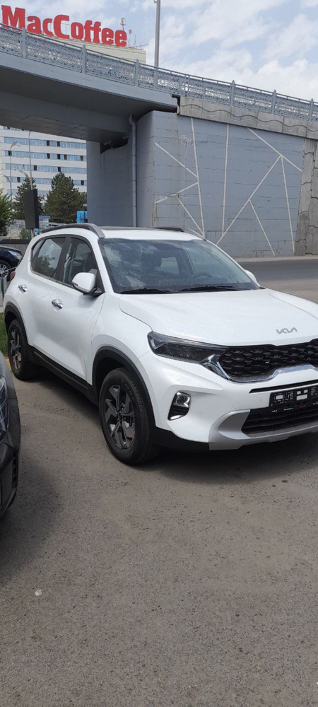 Kia Sonet 3 pozitsia