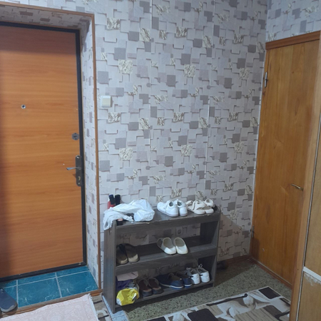 Продаётся  2/2/4 Учтепа 25 кв бывшая общежитие