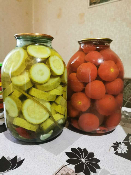 Консервированные кабачки со специями