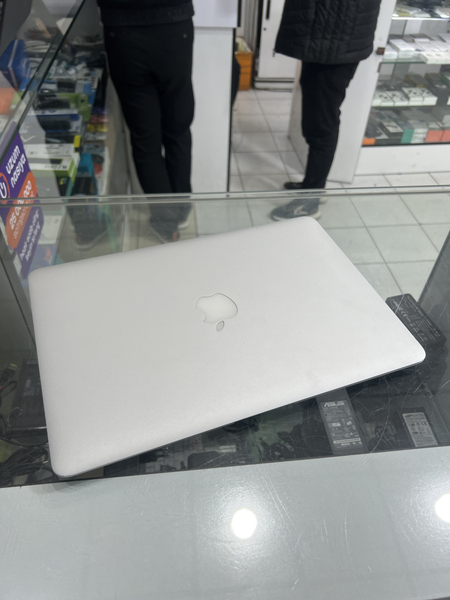 Macbook Air Intel Core i5 SSD 128 ОЗУ 4 xolati ideal
