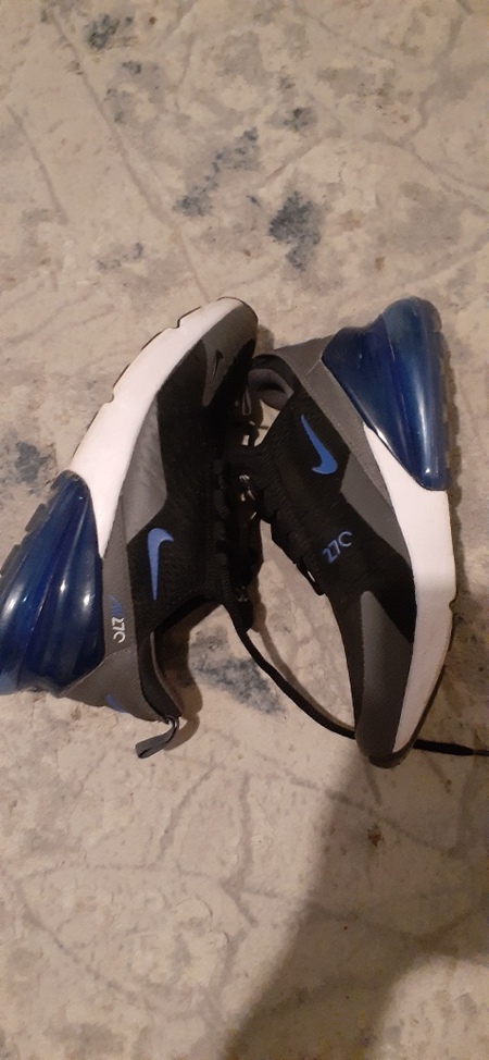 Кроссовки на мальчика 37-37,5. Air Nike