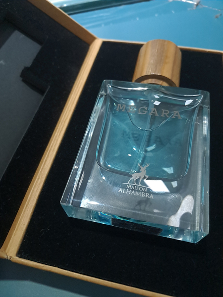 Megara eau de Parfum