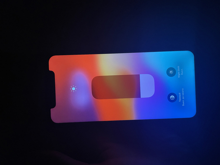 Iphone 11 blakc hollati yahshi