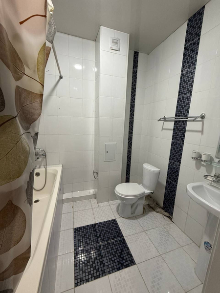Продается 4х ком. квартира в новостройке, ор-р: кафе Safia, 111м2