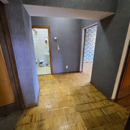 Срочная продажа квартиры в центре не дорого