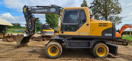 Volvo ew145b 2012 yil