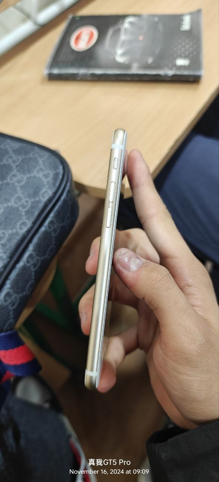 Iphone 6s 16gb gold