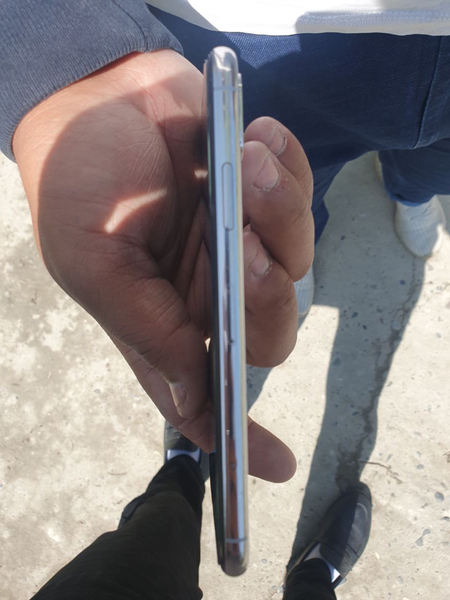iPhone X 256GB xotira
