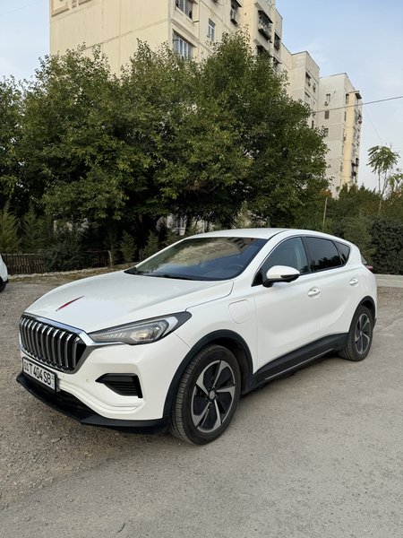Elektromobil Hongqi e-hs 3