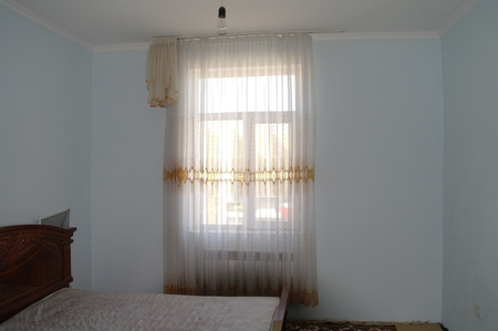 260/24-санлы уй М. Горки кошесинде 4-этажда 3 ханалы 86 кв.м болган уй