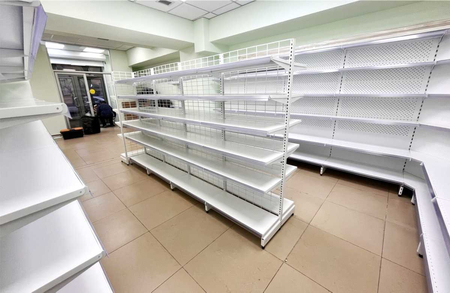 Металлические стеллажи, оснащение маркета качественными стелажами