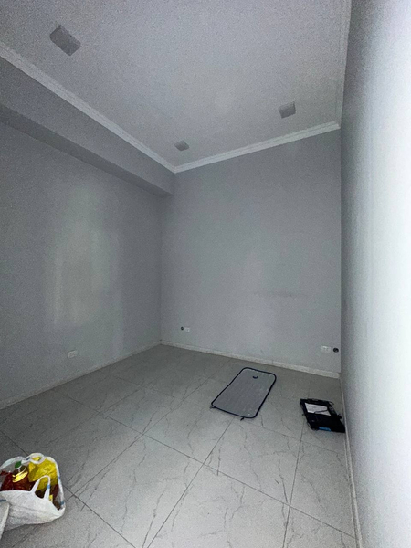 Аренда. Чиланзарский р. ор: Новза метро. Sodiq School. 140м²