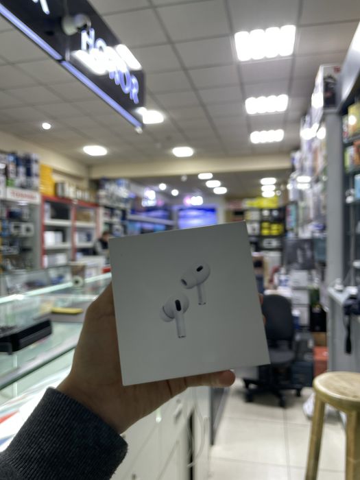 Air Pods Pro 2.