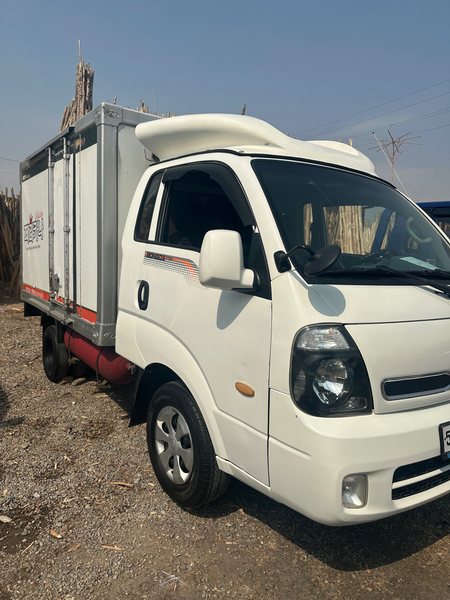 Kia bongo Refrigerator
