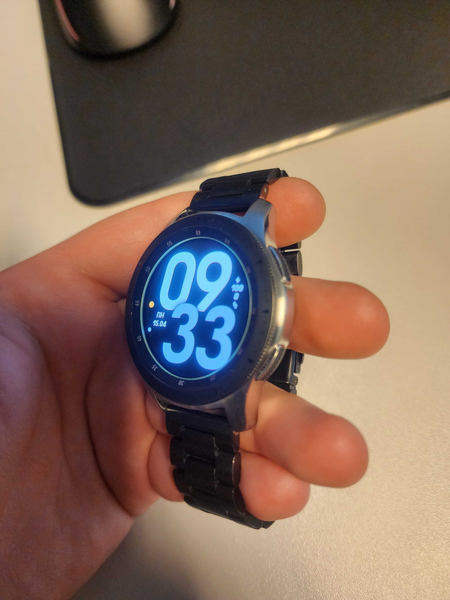 Продам Samsung Galaxy Watch SM-R800
