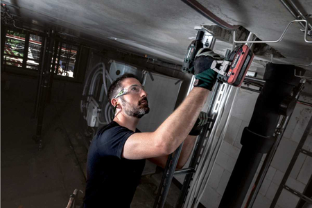 Аккумуляторный ударный гайковерт Metabo SSW 18 LTX 300 BL