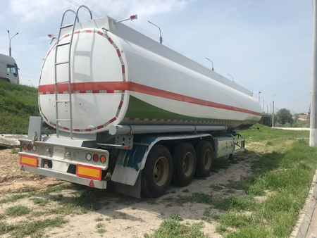 Бензовоз - Полуприцеп для нефтяного танкера