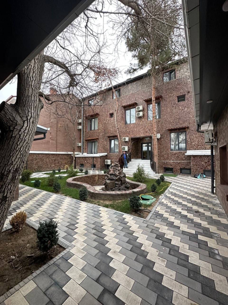 ГОСТИНИЦА в Яккасарайском районе продается