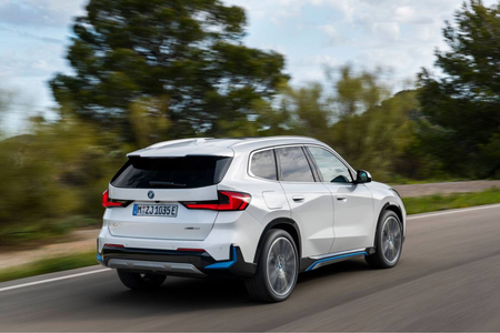 Gonzo Motors - BMW IX1 xDrive30 (full)