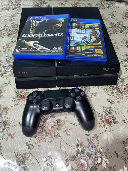 Ps4 srochna sotiladi narxi 2mln