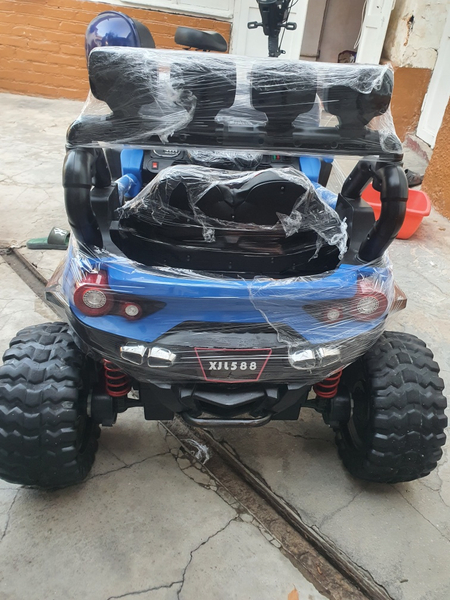 Detskiy mashinka Jeep 4×4