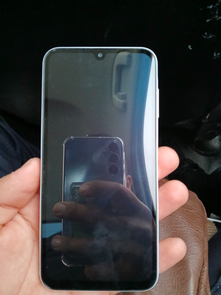 Samsung A15 8/256 срочна сотилади