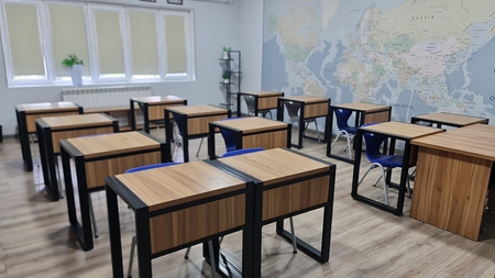 Продаются парты для учебных заведений в количестве 22 шт