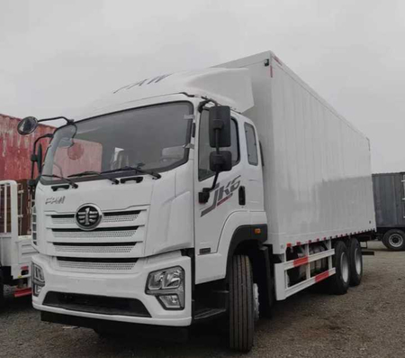 FAW JK6  7,6 m фургон