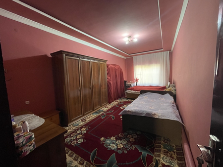 Nazarbek avenyu yonida TUPIK KO'CHA 8 sotk uchastka KOMISSIYA YO'Q