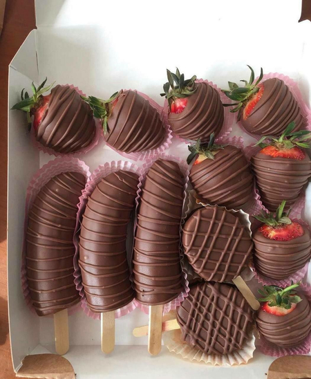 Chokoberry chokobukvayaqinlaringizning quvonchi uchun