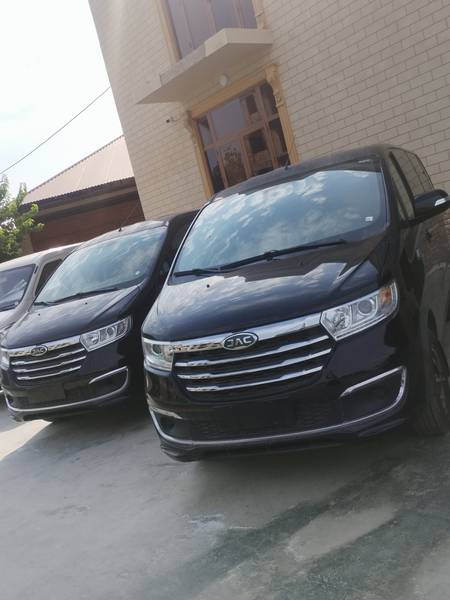 JAC M3 minivenlari
