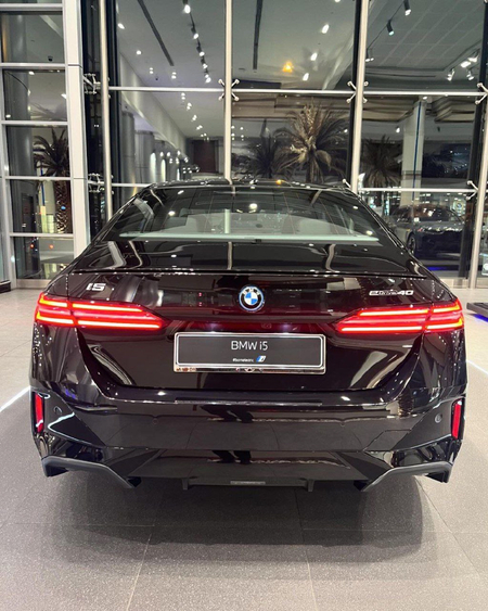 Bmw i5 Drive 35L full