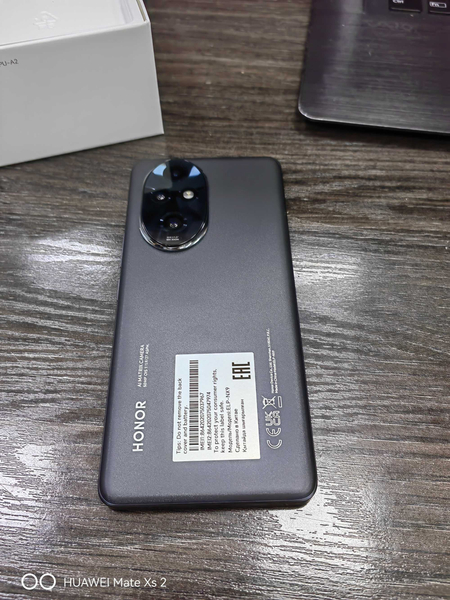 Honor 200 Pro  12/512GB новый с официальной гарантией!