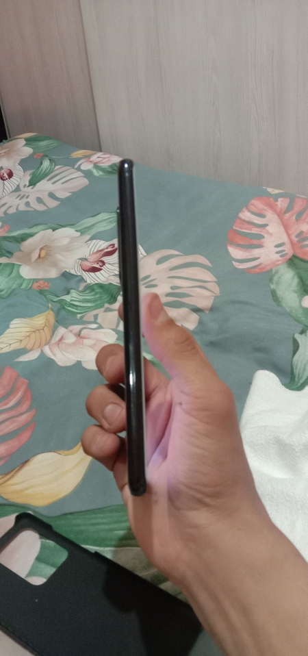 Samsung S20 ultra 5g 12/256gb  imei afisalni ótgan aybii yo 1