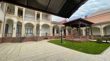 Продается Евро дом Ориентир: Никитина  700м2