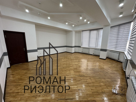 Аренда 35м² нежилого помещения, офиса