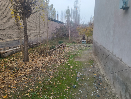 Xovli uy sotiladi