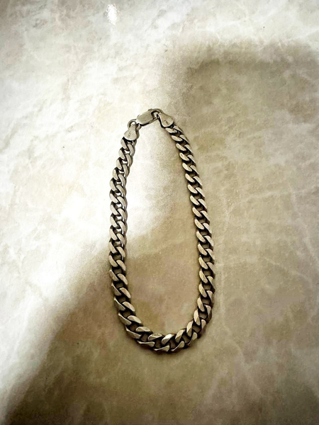 Kumush braslet oʻgʻil bolalarniki