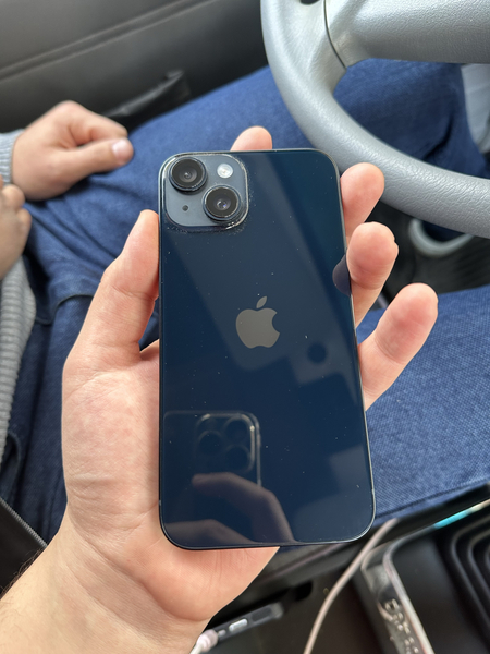 iPhone    14