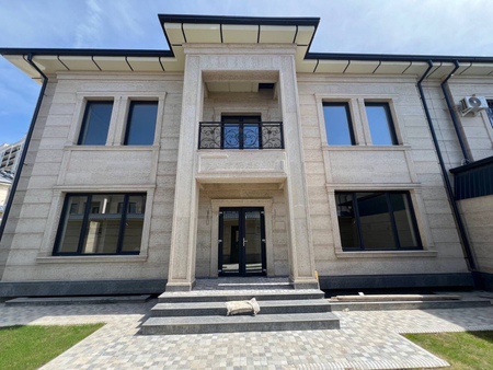 Продается Евро дом Ор-р: Бузбазар 450 м2