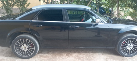 Cadillac craysler 300