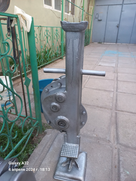 Дамкраты  реечные