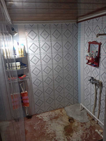 Продается дом в Янгиюле задняя сторона Масложиркомбината