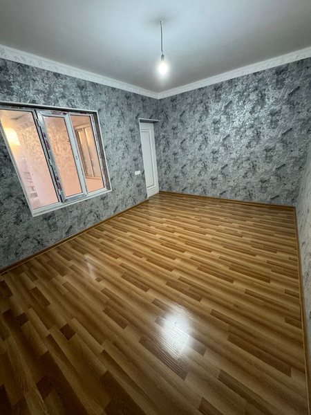 Bektemir rayonda uy srochna sotiladi 1.1 sotx 5 xona+oshxona+podvol