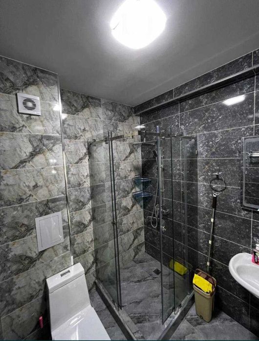 Срочно сдается 1/4/4 квартира 40 м2 Ор-р:Максим Горький Метро (АИН)