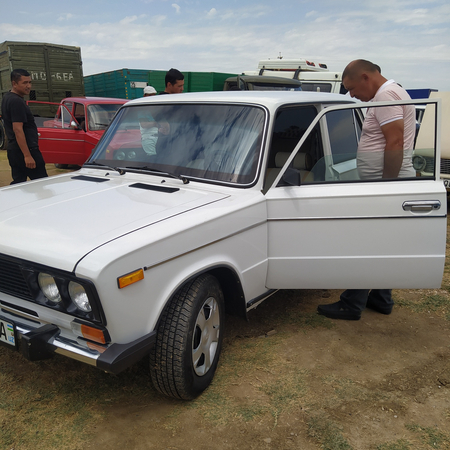 Vaz 2106 juguli sotiladi  reyalni oladiganlar temir gazbalontel qilsin