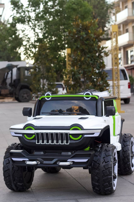 Jeep Monster Rubicon

Педал билан хам пульт билан хам бошкарилади/Мо