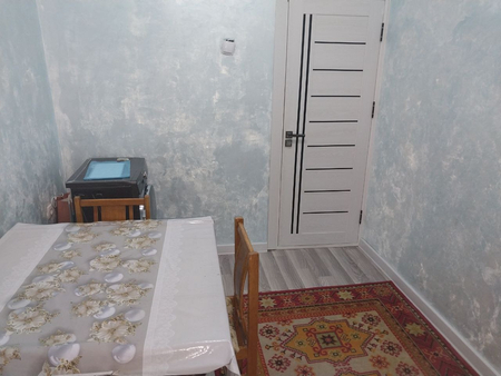 1 хонали ижарага, 1-комнатная в аренду, возле метро Пахтакор