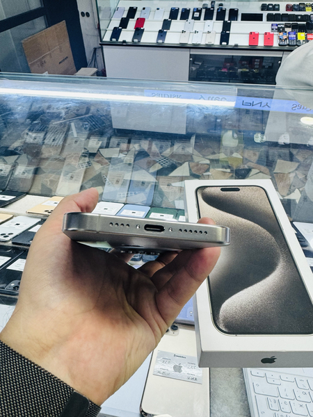 iPhone 15 Pro Max 256 gb yengide